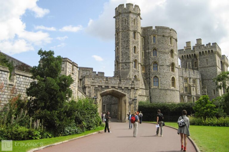Windsor Castle entrance