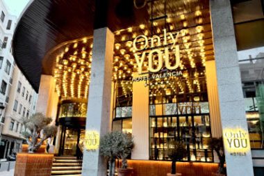 Only YOU Hotel Valencia, a great luxury hotel where to stay in Valencia city center