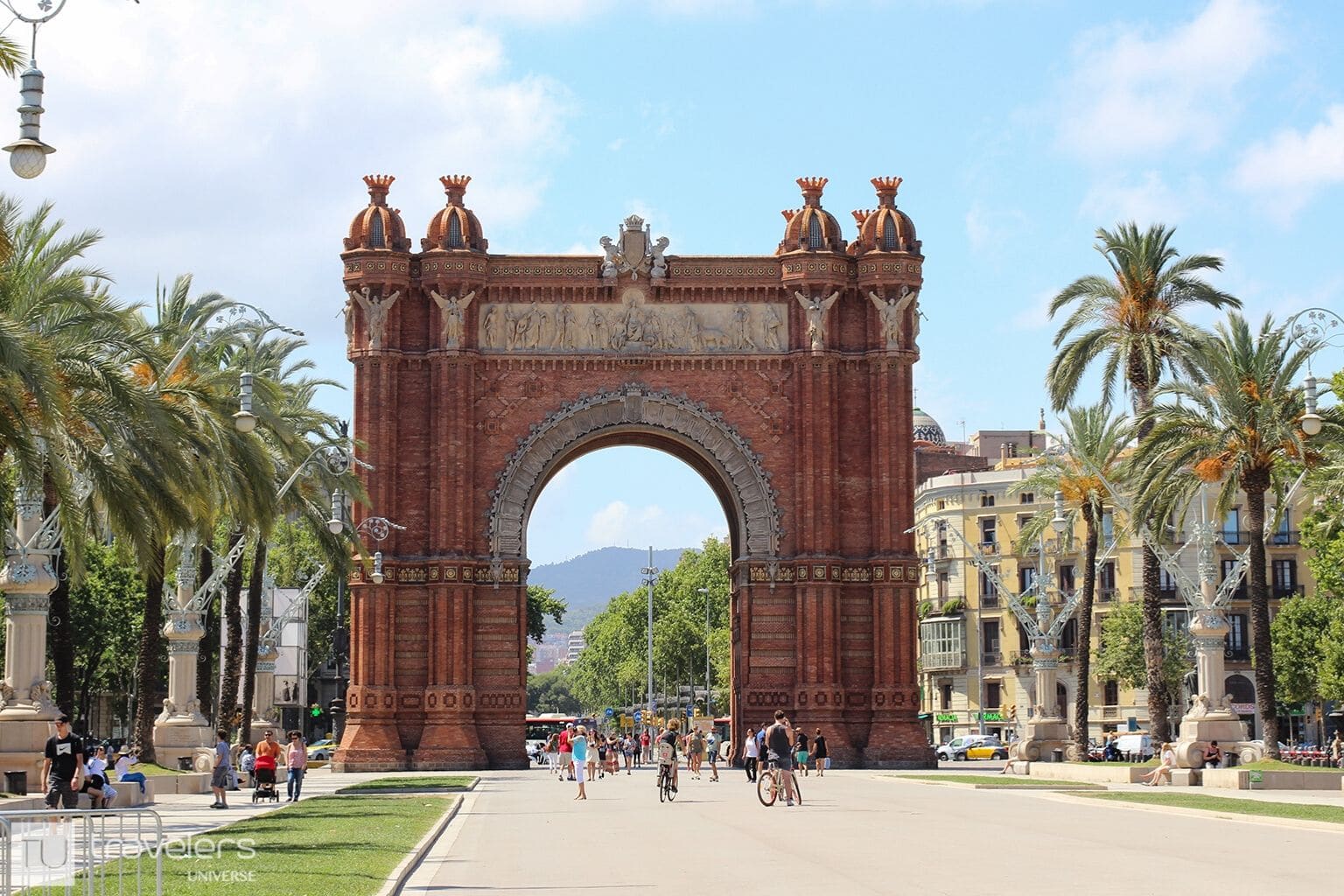 23 Interesting & Fun Facts About Barcelona