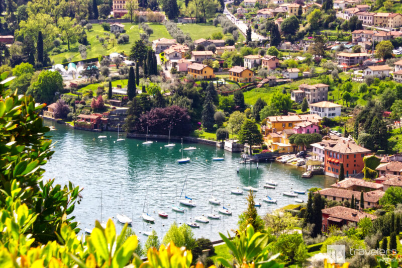 Panoramic views of Porto Pescallo in Bellagio