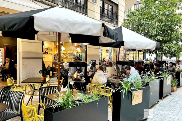 People sitting on the terrace of DDL Boutique, one of the top places for brunch in Valencia