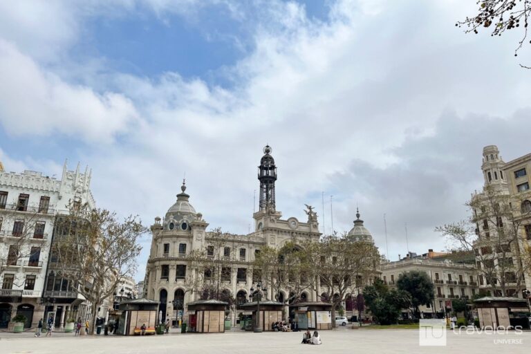 Valencia's Town Hall Square with the post office building in the background