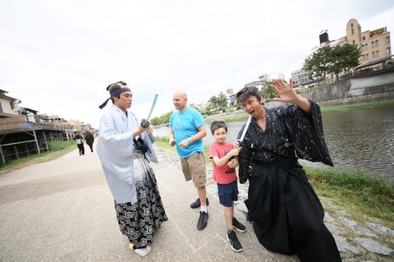 1 Hour Travel With a Samurai Photoshoot in Kyoto - Key Points