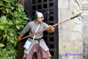 Immersive Guided Tour of Tours in the 13TH Century.