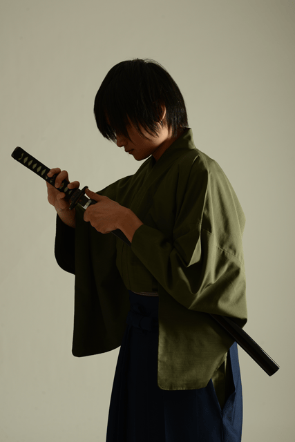 Kyoto: 1.5-Hour Samurai Makeover and Photo Shoot - Receiving Your Digital Photos