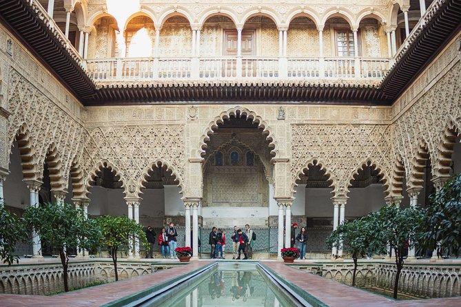 Private Alcazar, Giralda and Cathedral Tour Review - Accessibility and Requirements