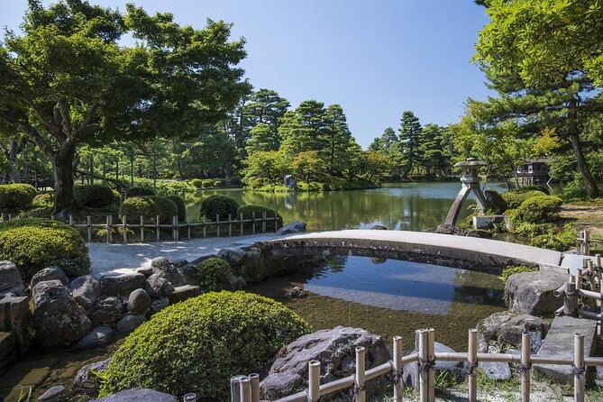1-Day Kanazawa, Kenrokuen Garden, Samurai District & Sushi-making - Meeting Point and Departure Time