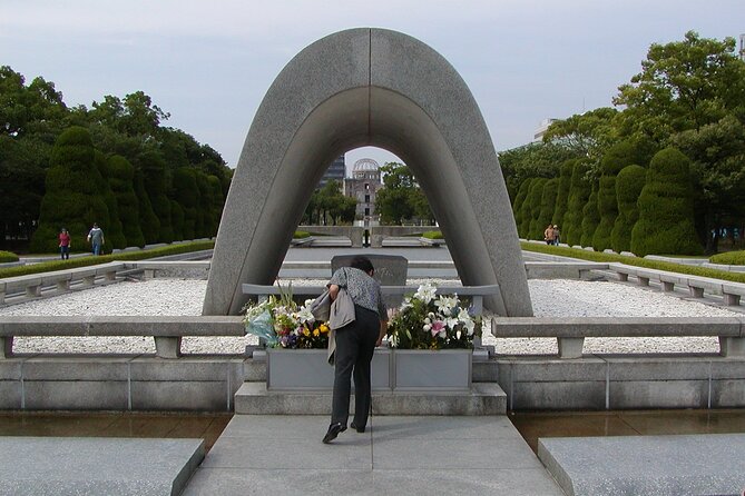 1-Day Private Sightseeing Tour in Hiroshima and Miyajima Island - Feedback and Reviews