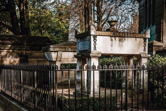 #1 Pere Lachaise Cemetery | Satisfaction Guaranteed! | 12ppl Max - Tour Highlights