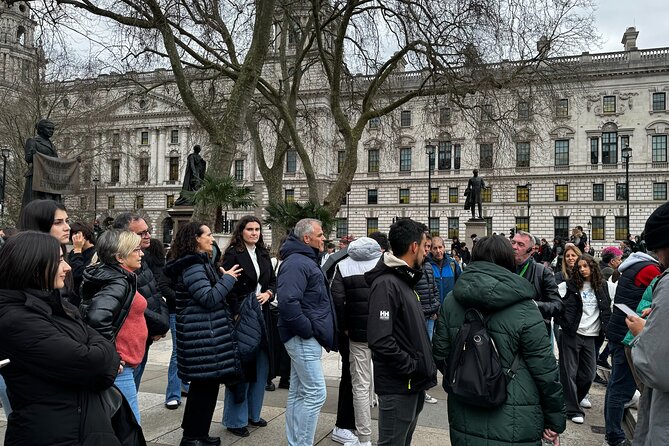 20 Major London Attractions Guided Tour With Video and Photos - Meeting and End Points