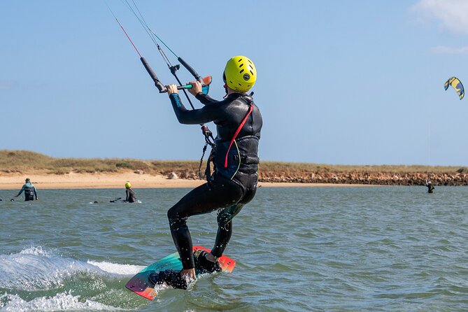 2,5-Hour Semi-Private Kite Course With Your Own Kite! - Personalized Attention for Every Skill Level