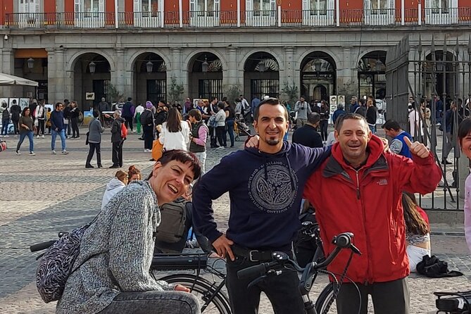 3-Hour Private Tour of Madrid by Bike - Tour Features and Accessibility