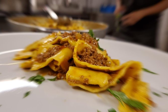 4 - Courses Dinner Interactive Cooking Lesson In Florence - Course Menu and Inclusions