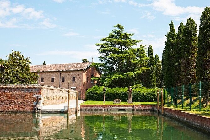 4 Hours Private Boat Tour to Murano, Burano With Local Real Guide - Tour Experience and Feedback