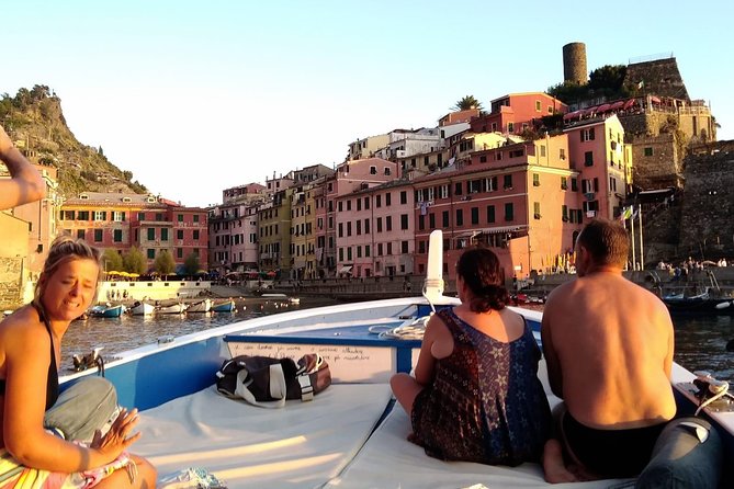 Afternoon Boat Tour to Cinque Terre With Brunch on Board - Inclusions