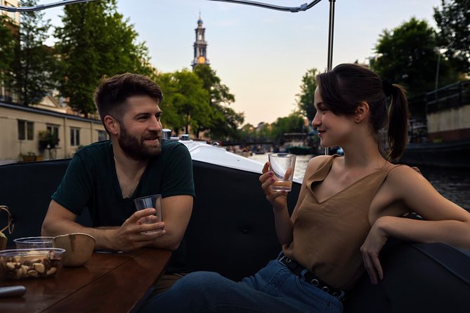 Amsterdam Highlights: 60-Minute Canal Cruise Review - Inclusions and Features