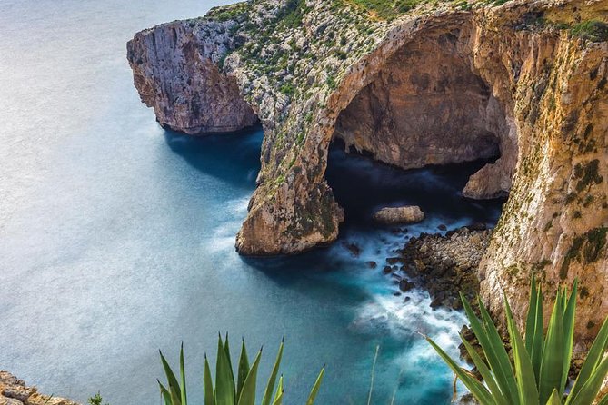 An Insiders Malta All in 1 Day - The Beauty of the Blue Grotto