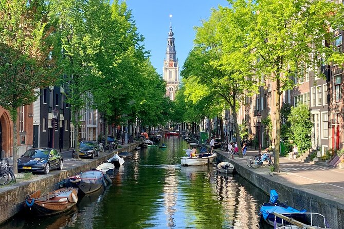 Anne Frank Walking Tour Review: A Moving Experience - Exploring the Jewish Quarter