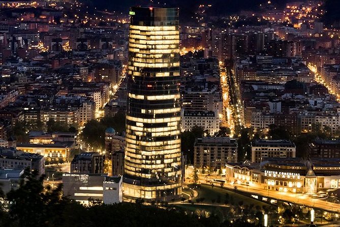 Bilbao Night Tour - Discovering the Ribera Food Market