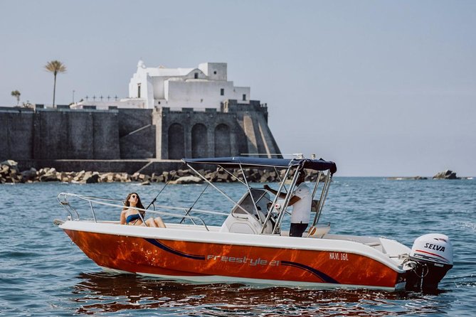 Boat Trip on the Island of Ischia Terminal Boat 21 - Meeting and End Point