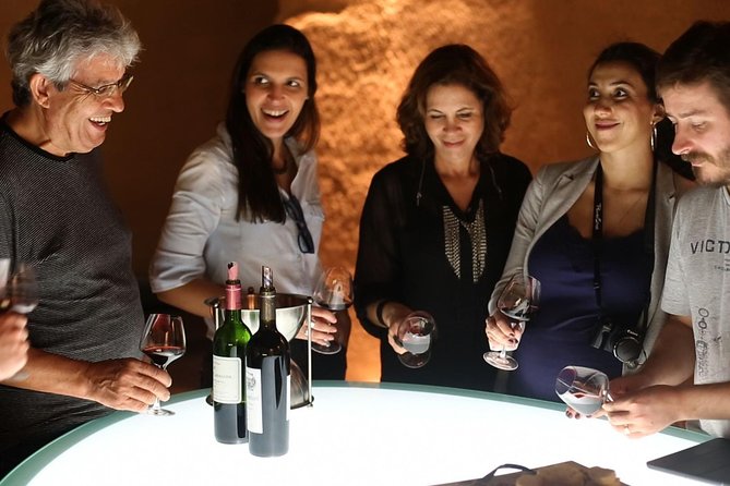 Bordeaux Full Day Medoc and St Emilion Wine Tour With Lunch - Meeting and Transport Details