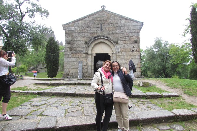 Braga and Guimarães Tour With Lunch Review - Itinerary and Highlights
