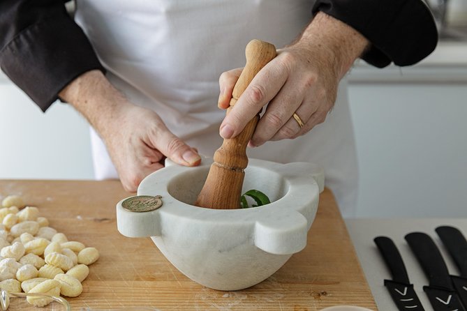 Cesarine: Pasta & Tiramisu Class at Locals Home in La Spezia - Mastering the Art of Tiramisu