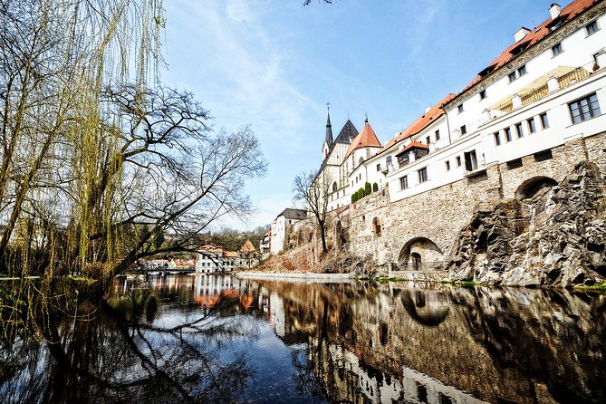 Cesky Krumlov One Day Trip From Prague by Bus - Visiting the Impressive Český Krumlov Castle