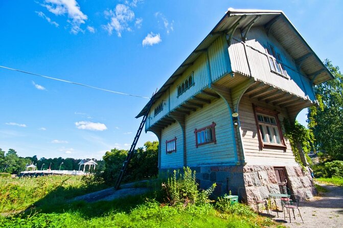 Explore Happiest Helsinki: Bike/Ebike: BBQ, Sauna, Forest, &Parks - Embrace Finnish Culture With BBQ Delights