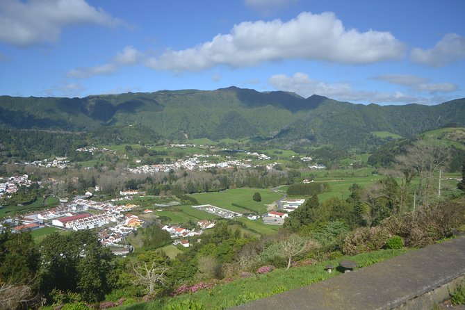Full Day Island of São Miguel - Discovering Lagoa Do Fogo