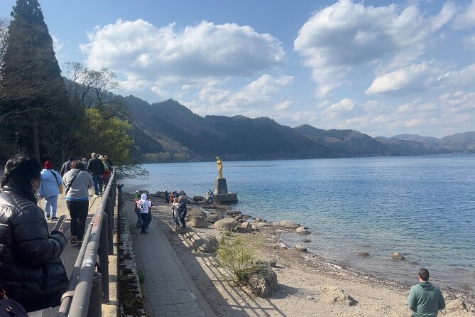 Full Day Tour to Akita, Samurai Town and Lake Tazawa With Guide - Meeting and Pickup