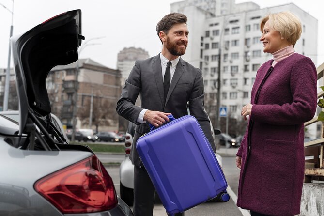 Gatwick Airport Taxi - Private Transfer To/From London - Inclusions and Exclusions