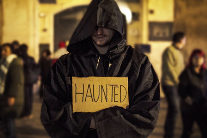 Ghosts and Crimes of Rome Night Walk - Navigating the Grisly Tales of Rome