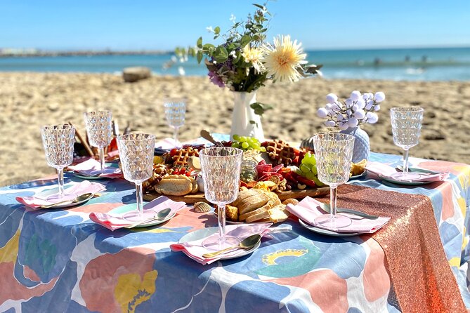 Group / Hen Party Picnic - Meeting and Pickup