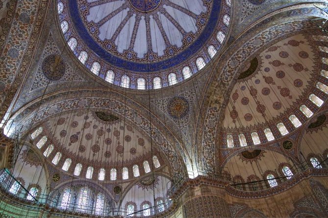 Guided Hagia Sofia, Blue Mosque, Basilica Cistern Skip Lines Tour - Meeting and Pickup Information