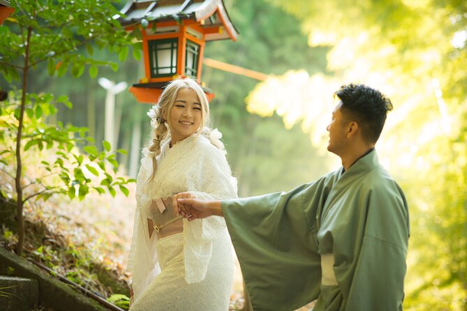 Guided Photoshoot of Fushimi Inari Shrine and Secret Bamboo Grove - Meeting and Transportation Details
