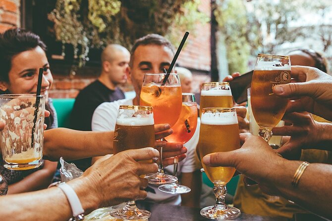 Half-Day Krakow Food Tour in Old Town and Kazimierz - Exploring Old Town and Kazimierz Neighborhoods