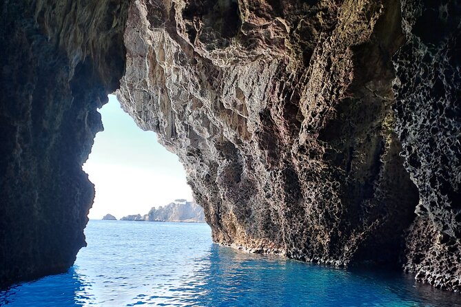 Half Day Private Guided Boat Tour in Taormina - Ideal Meeting Point and Directions