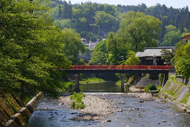 Half-Day Takayama Walking Tour With an English Speaking Guide - Discovering Takayamas Historical Streets
