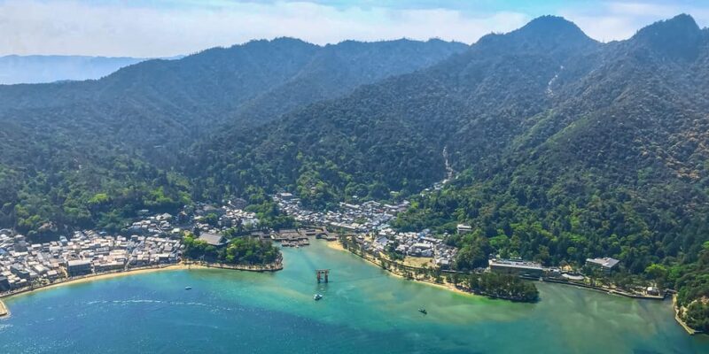 Hiroshima: Helicopter Cruising - The Iconic Sights of Hiroshima