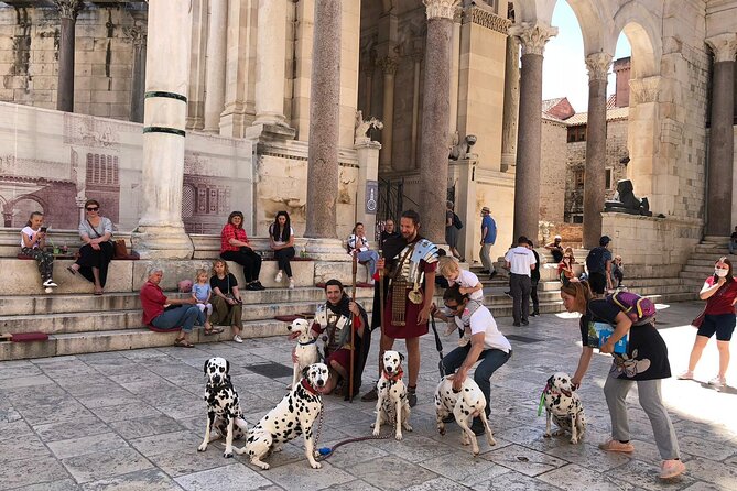 History Split Walking Tour in German - Small Group - End Point