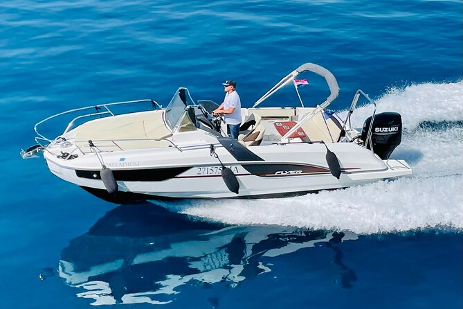Hvar (Hidden Bays) & Brac (Golden Horn) PRIVATE Full Day Tour - Hvar: Secluded Beaches and Small Village