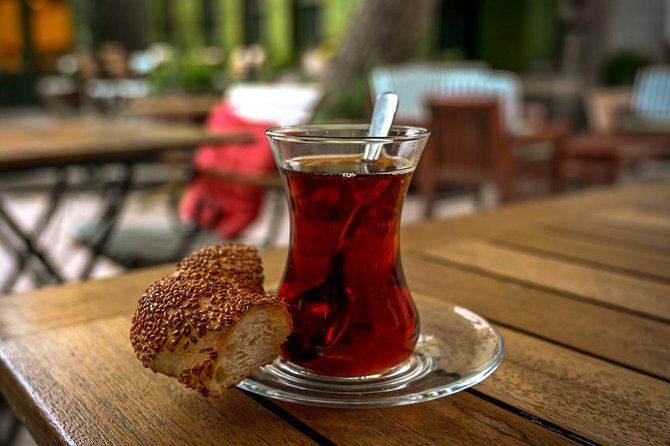 Istanbul Evening Sightseeing and Food Tasting Tour - Itinerary Highlights