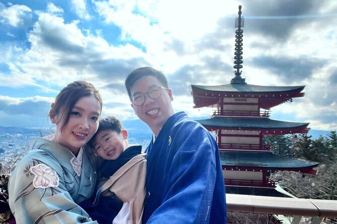 Kimono Experience at Fujisan Culture Gallery -Day Out Plan - Kimono Rental and Dressing