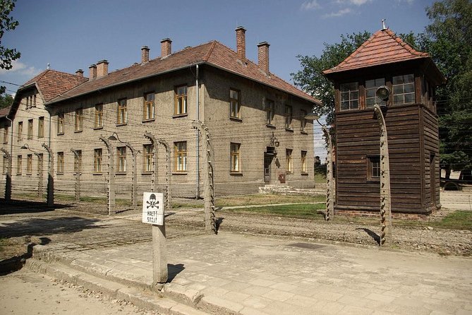 Krakow & Auschwitz Day Tour From Warsaw by Private Car With Lunch - Meeting and Pickup