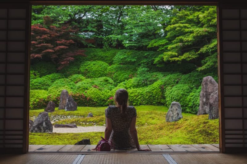 Kyoto: Fushimi Inari Shrine and Hidden Gems Guided Tour - Exploring Fushimi Inari Shrine