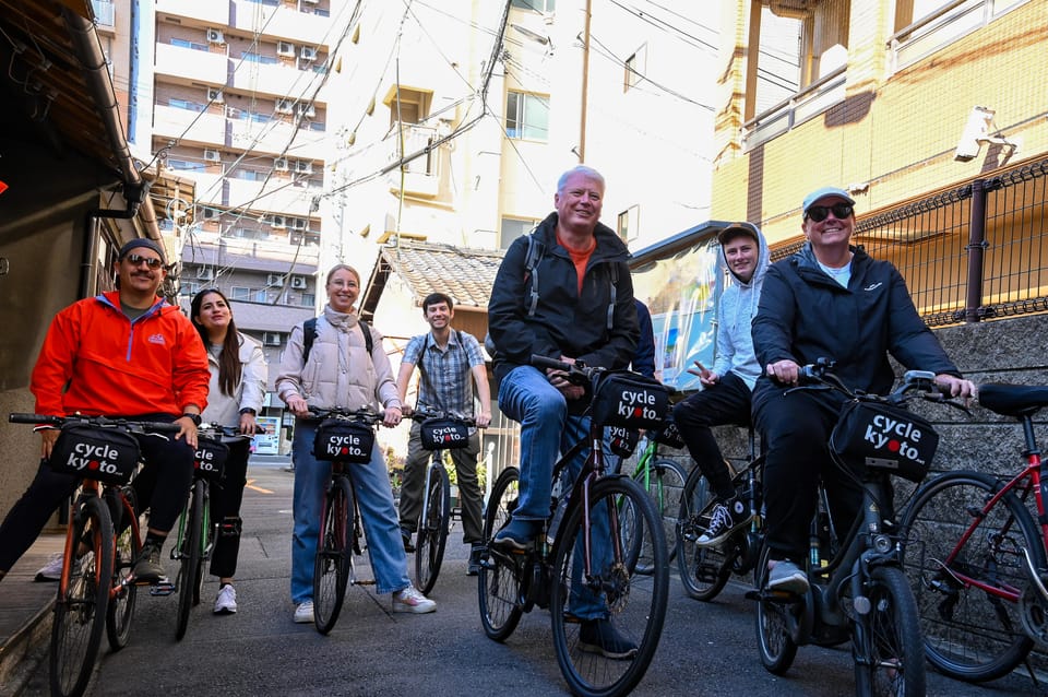 Kyoto: Half-Day Guided Bike Tour With Fushimi Inari - Fushimi Inari Shrine