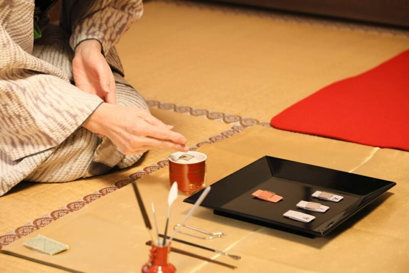 Kyoto: Incense Experience at the Imperial Household Temple - Visiting the Main Gate