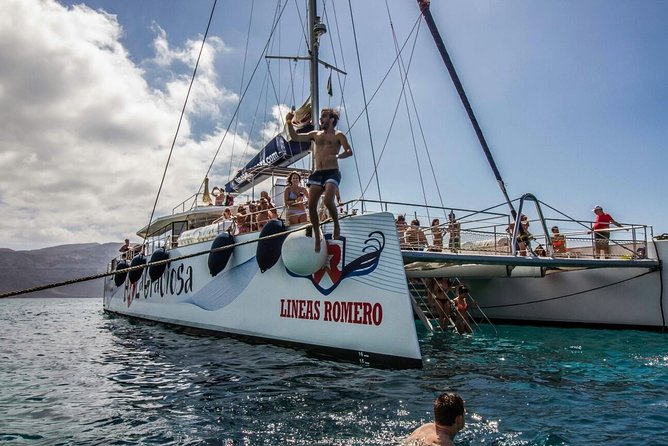 Lanzarote: The Graciosa Island Cruise Review - Exploring the Caleta De Sebo Village