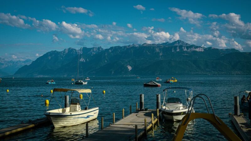 Lausanne: Insta-Perfect Walk With a Local - Experience Highlights